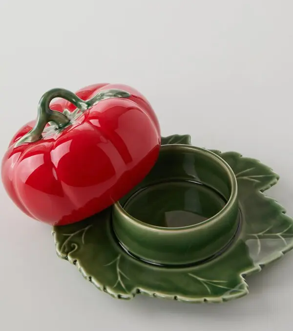 BORDALLO PINHEIRO Tomato Earthenware Butter Dish - Multicoloured