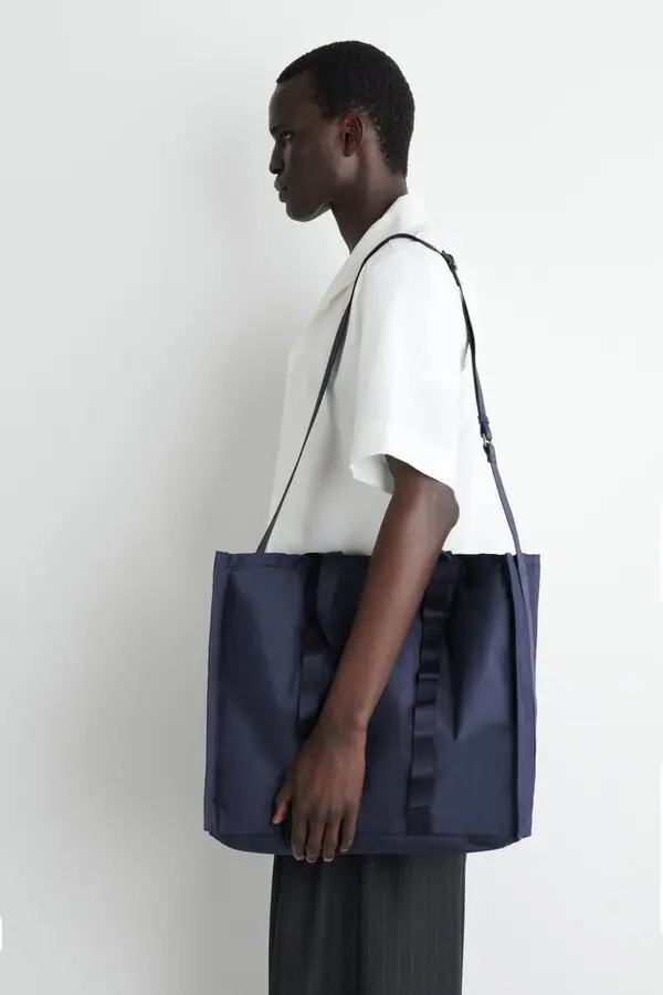 Cos Transit Tote Bag Nylon - Navy