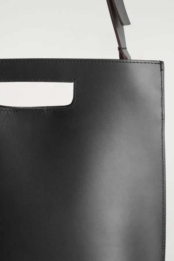Cos Folio Bag