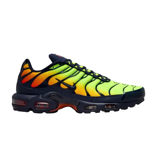Nike Air Max Plus Sneakers - Green