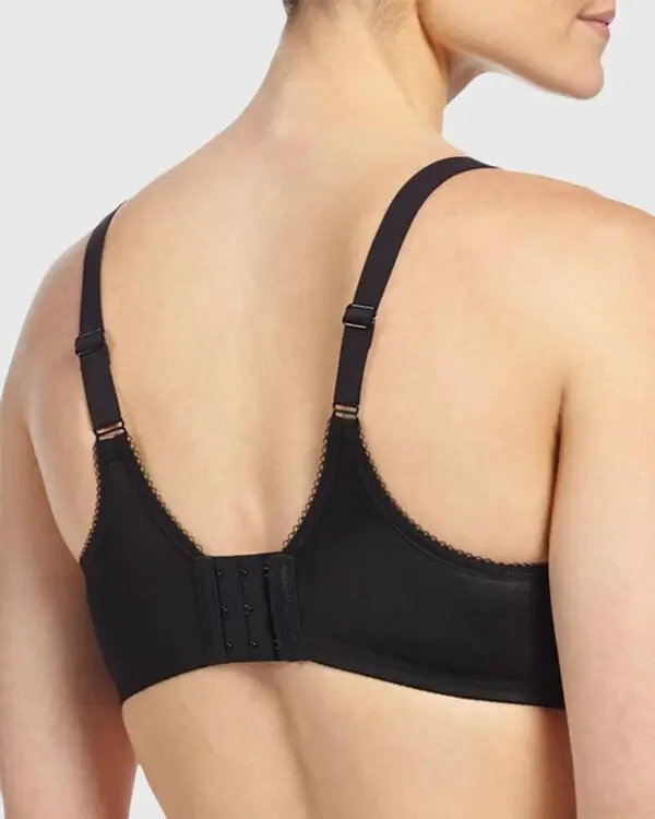 Wacoal Basic Beauty Full-figure Contour Spacer Bra - Black