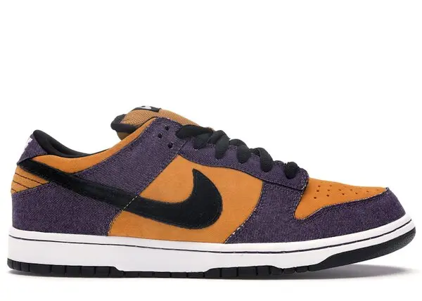 Nike Dunk Low Sneakers