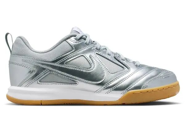 Nike Gato Lv8 Sneakers