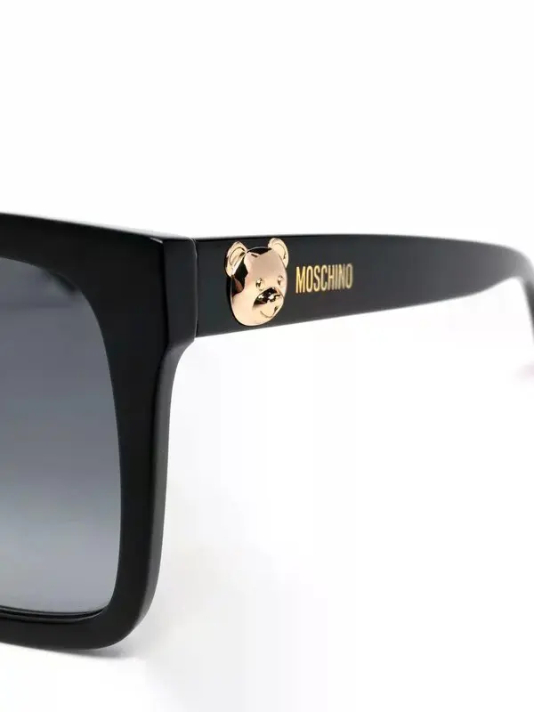 Moschino Oversized Sunglasses