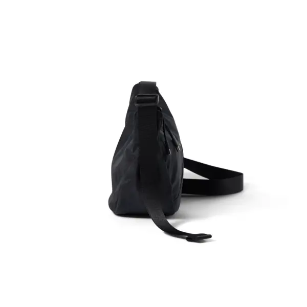 Nike Aura Crescent Crossbody Bag - Black