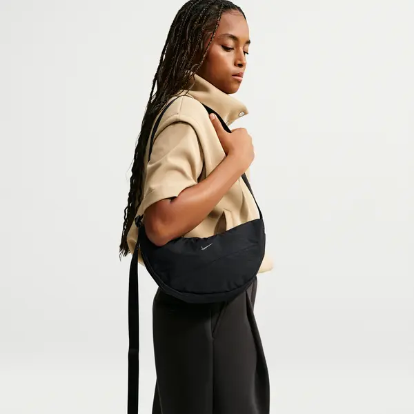 Nike Aura Crescent Crossbody Bag - Black