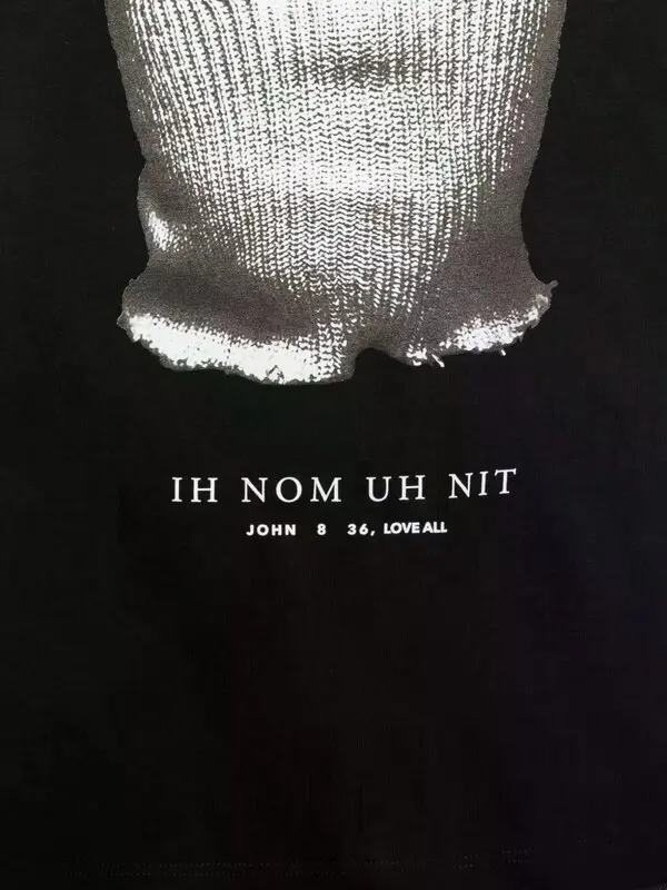 IH NOM UH NIT Mask-print T-shirt