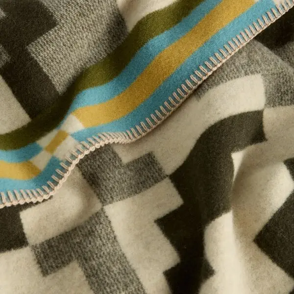Pendleton Jacquard Napped Throw