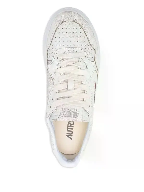 AUTRY Medalist Perforated Leather Sneakers - Neutrals