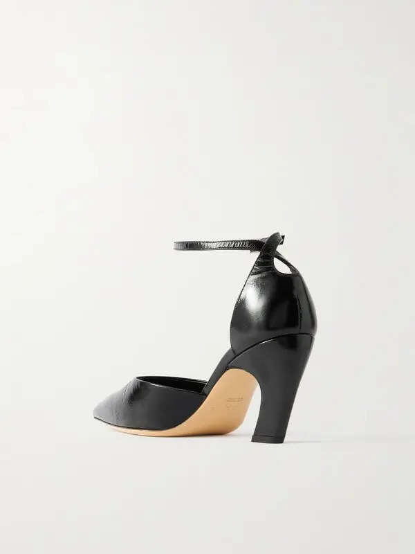 Le Monde Beryl Victoria Leather Pumps