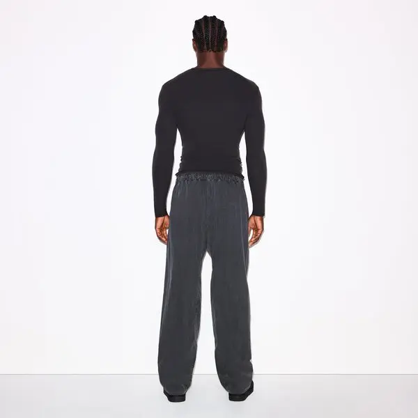 SKIMS Slim Long Sleeve T-shirt - Onyx