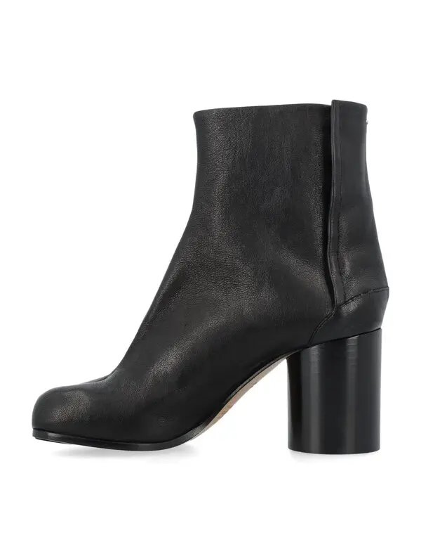 MAISON MARGIELA Tabi Ankle Boots - Black