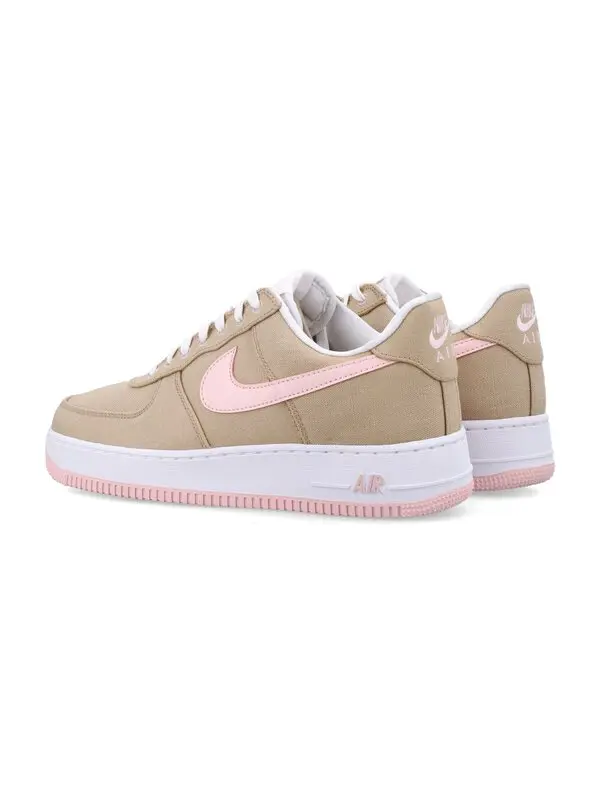 Nike Low Top Sneakers