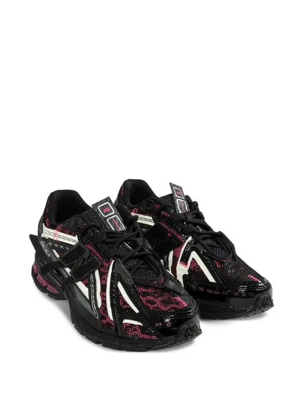 NEW BALANCE 1906 Lace-up Sneakers - Black