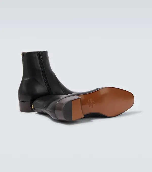 Valentino Garavani Vlogo Leather Ankle Boots