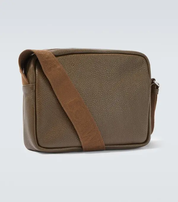 Loewe Pebble Medium Leather Messenger Bag - Brown