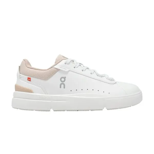 On The Roger Advantage Sneakers - White