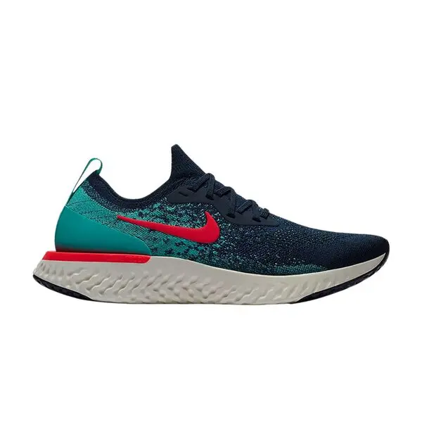 Nike Epic React Flyknit Sneakers