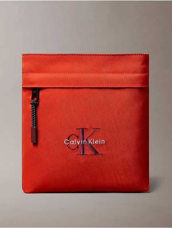 Calvin Klein Nylon Flatpack - Flame Scarlet