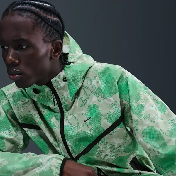 Nike Tech Dri-fit Woven Camo Windrunner Jacket