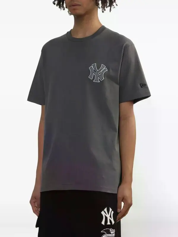 New Era Yankees Logo-embellished T-shirt