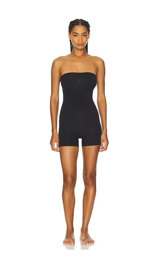 SKIMS Seamless Sculpt Strapless Shortie Bodysuit - Onyx