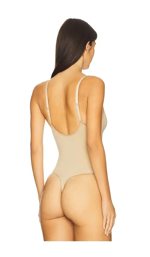 SKIMS Seamless Sculpt Thong Bodysuit - Clay