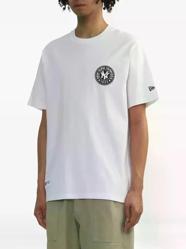 New Era Yankees Logo T-shirt