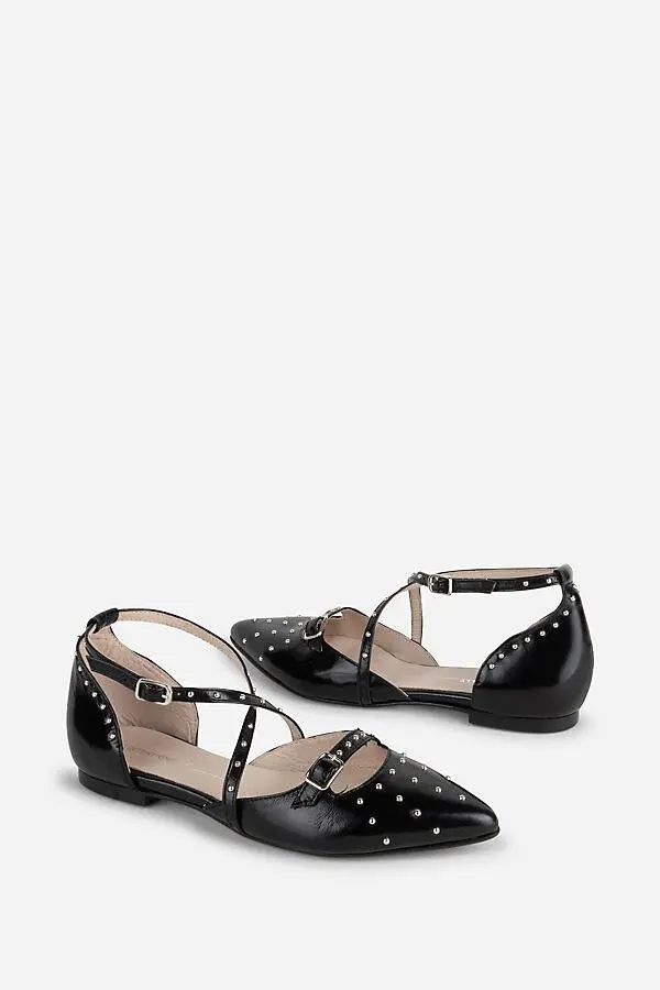 Intentionally Blank Crisscross Studded Flats - Black