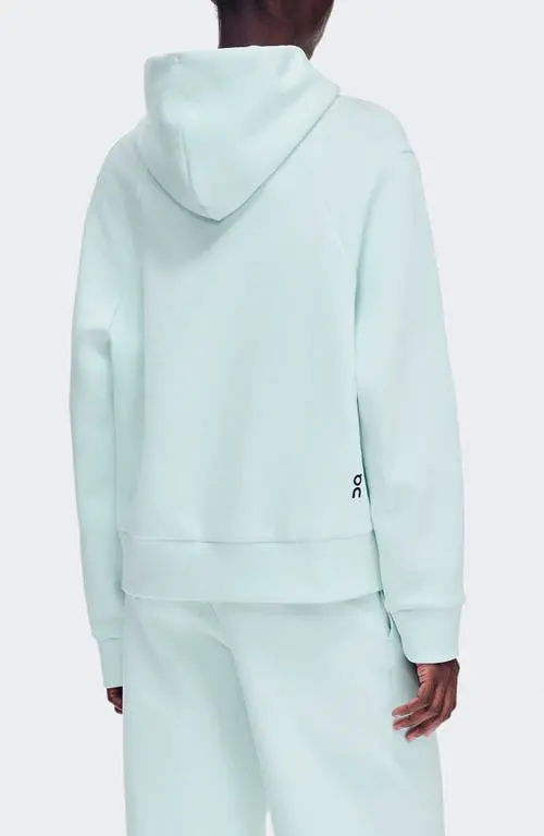 On Focus Tech Hoodie - Flurry