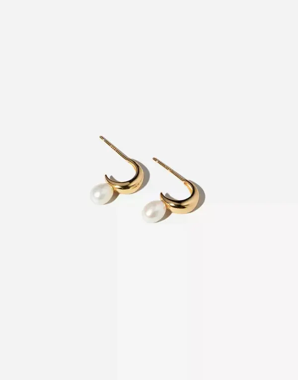 Madewell Maslo Jewelry Mini Pearl Hoop Earrings - Gold