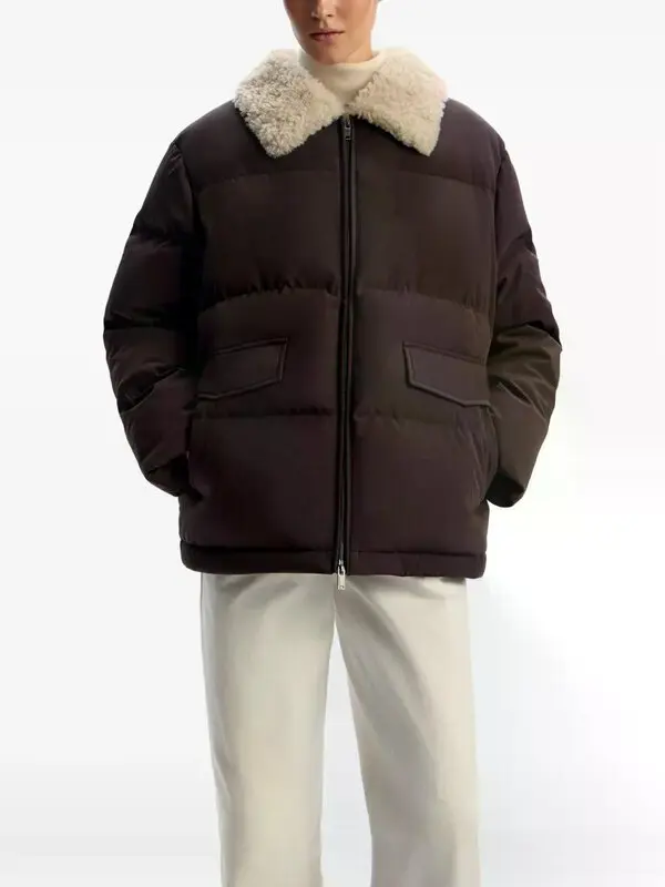 12 STOREEZ Shearling-collar Quilted Down Jacket