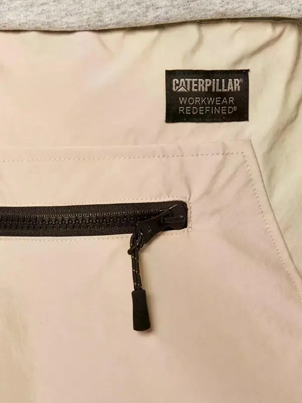 CATERPILLAR Zip-pocket Shorts