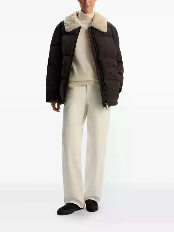 12 STOREEZ Shearling-collar Quilted Down Jacket