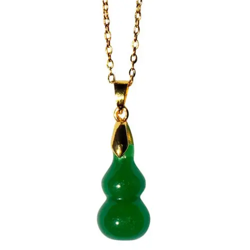 SEREE Hulu Jade Stone Pendant Necklace - Green