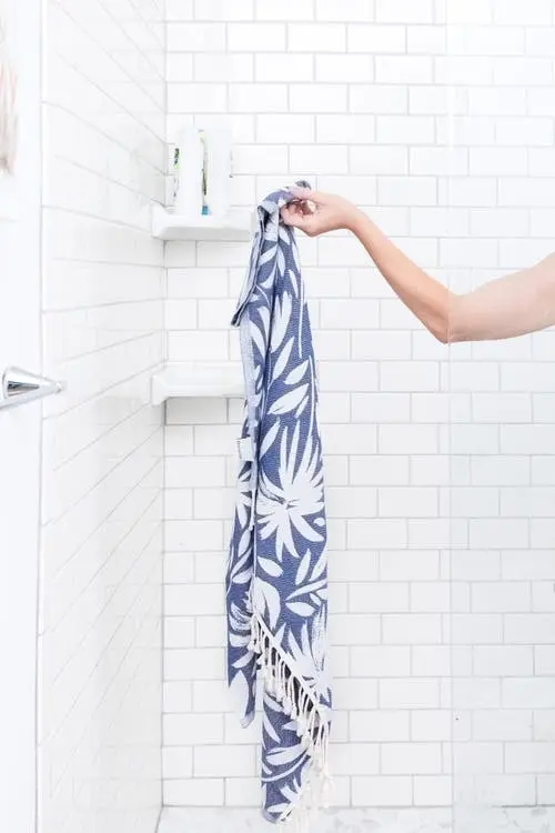 INFUSEZEN Whimsical Flower Organic Turkish Towel - Navy