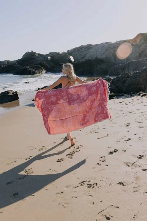 INFUSEZEN Tropical Drink Organic Turkish Towel - Red