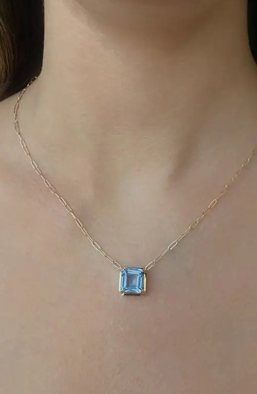 Anzie Cléo Carré Grande Square Pendant Necklace