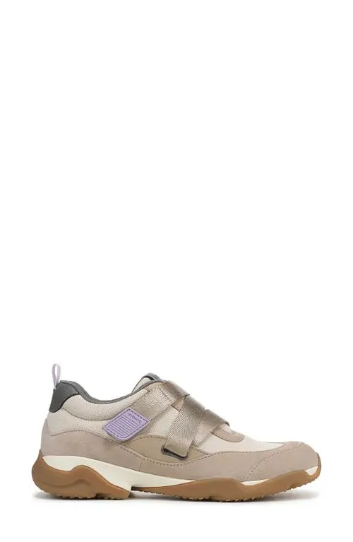 Vionic Walk Slim Gia Sneaker