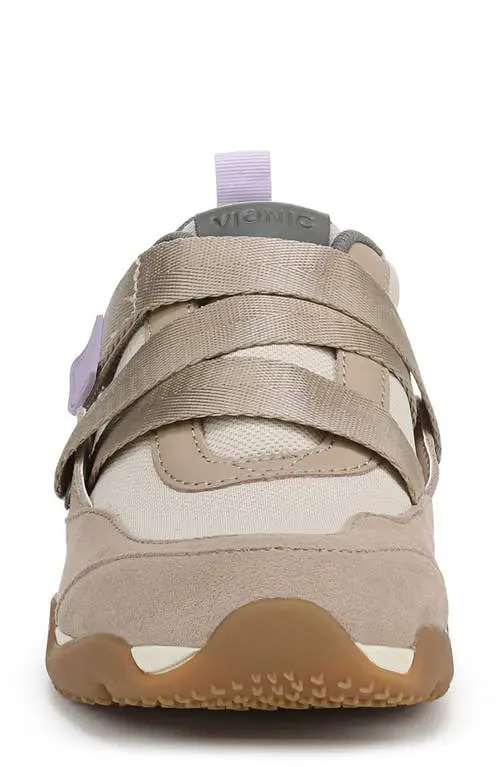 Vionic Walk Slim Gia Sneaker