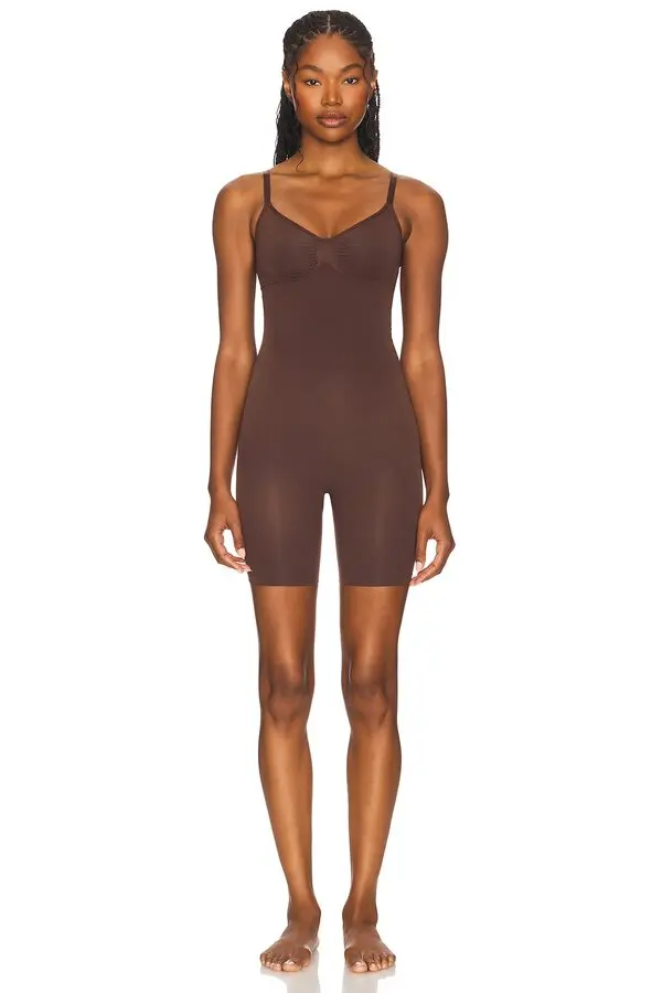 SKIMS Seamless Sculpt Mid Thigh Bodysuit - Cocoa