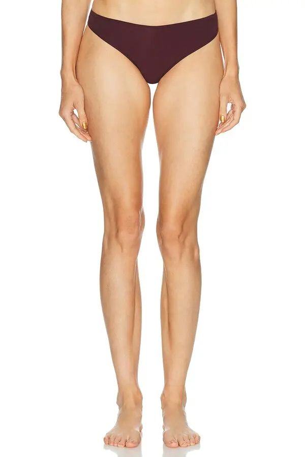 SKIMS Fits Everybody Thong In Brown - Currant