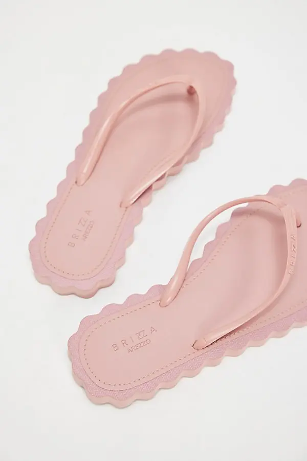 BRIZZA AREZZO Scalloped Flip Flops - Blush