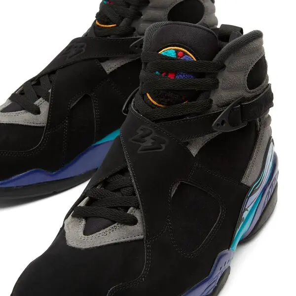 JORDAN 8 Retro Sneakers