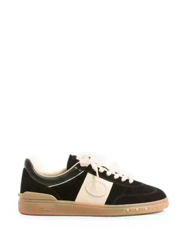 Valentino Garavani Upvillage Low Top Trainers - Black