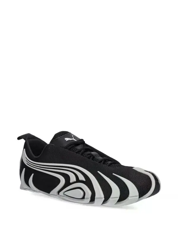PUMA Wave-pattern Sneakers - Black