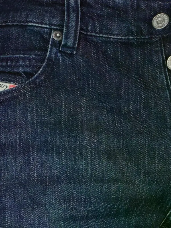 DIESEL® D-vyl 1993 Straight Leg Jeans