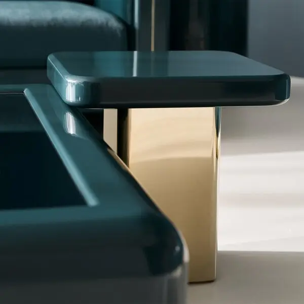 CARACOLE Gelee Accent Table - Apatite