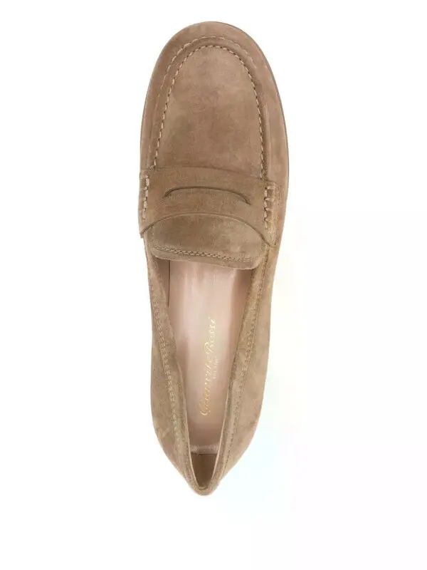 GIANVITO ROSSI Georgie Penny Suede Loafers - Neutrals
