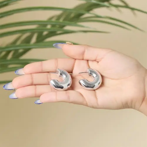 Jessica Simpson Polished Tone Chunky Hoop Earrings